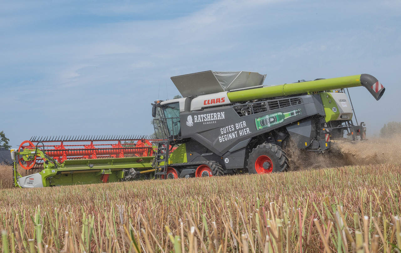 Stilvolle Claas Lexion 8900 Bilder